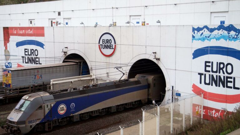 Eurotunnel Le Shuttle Treno Alta Velocità | Smartferry | N°1